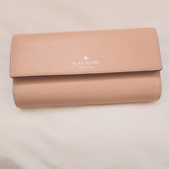 kate spade | Bags | New Kate Spade Southport Ave Sandra Leather Trifold ...